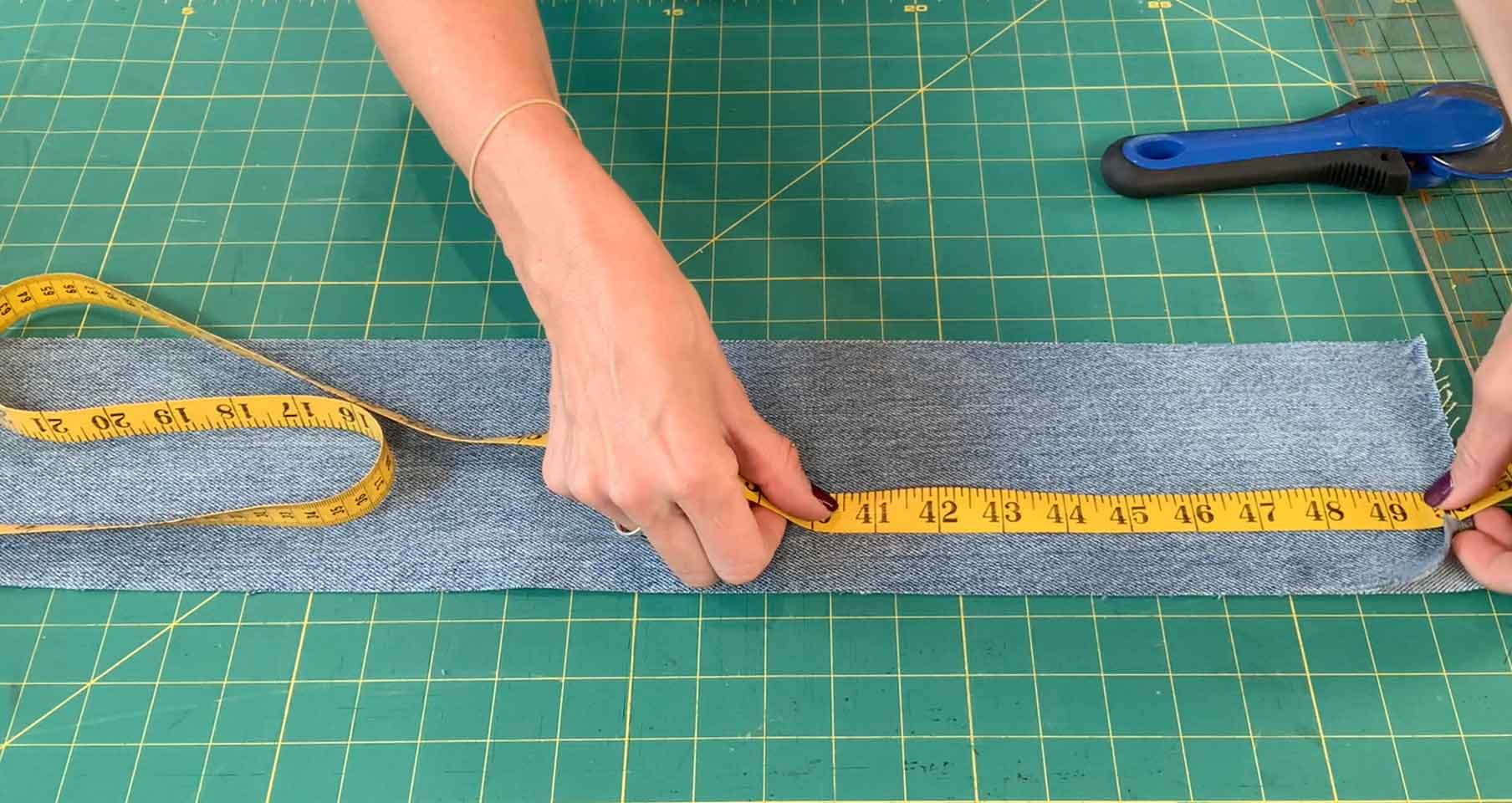 WITH THE LINING FABRIC, LAY THE RIGHT SIDES TOGETHER, PIN THE SIDES AND ...