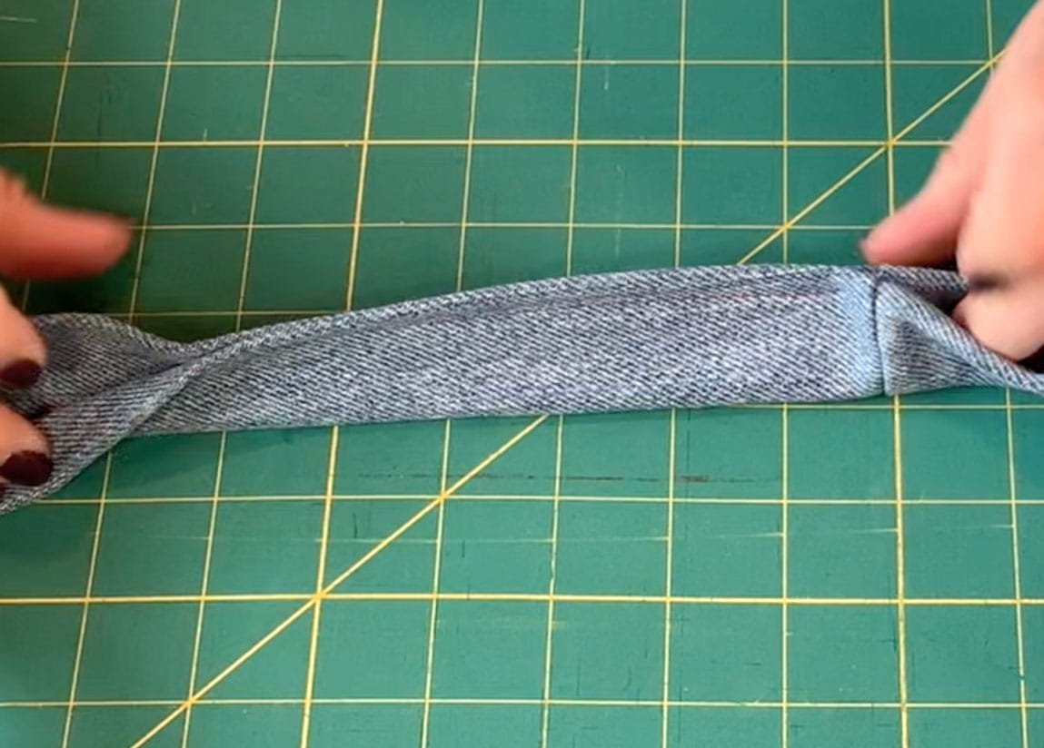 TO FINISH THE STRAP, FIND THE MIDDLE AND PIN 3 INCHES ON BOTH SIDES OF ...