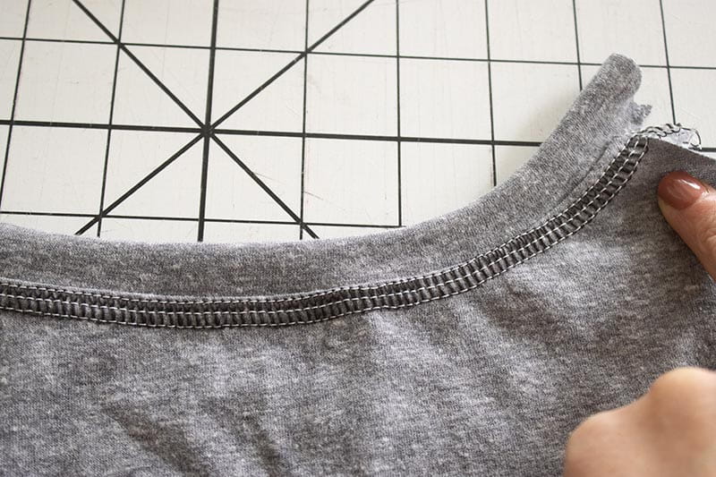 Now it’s time to sew the other shoulder seam and complete the neckline ...