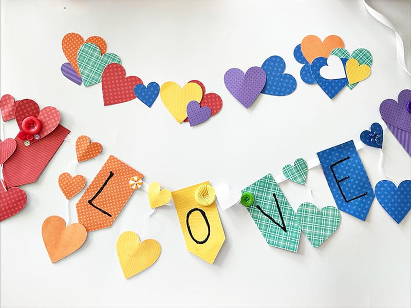 How to make a rainbow banner with ScanNCut | Brother