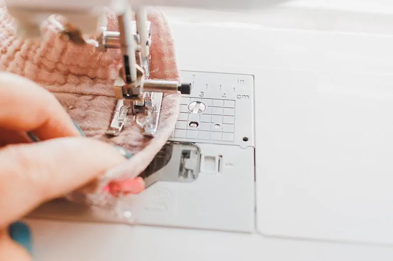 How to hem with decorative stitches | Brother