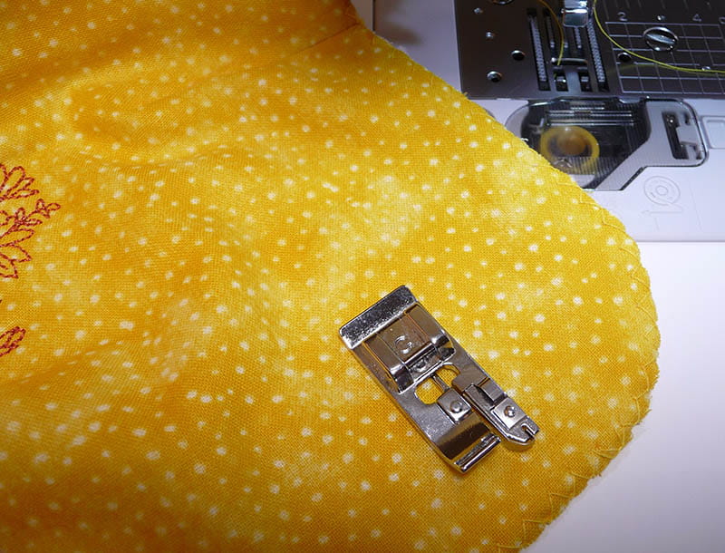 How to make an embroidered bowl cozy | Brother