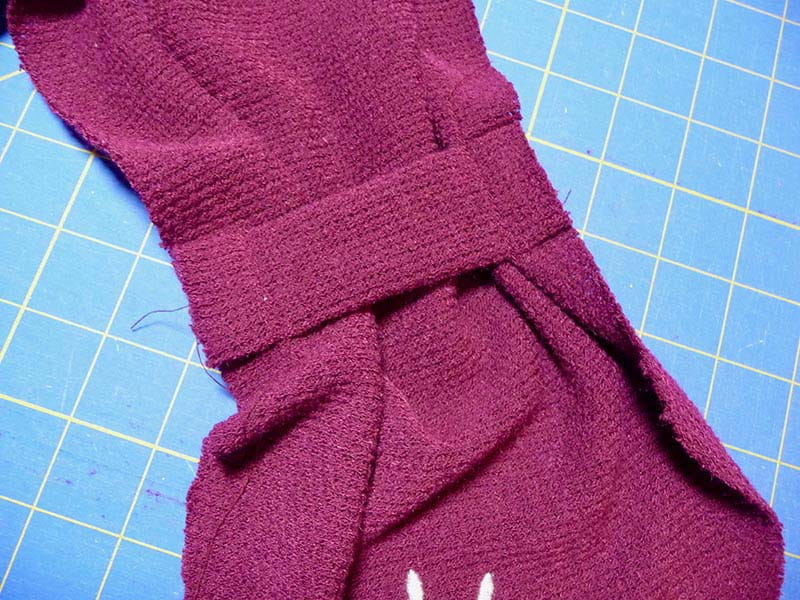 How to embroider a knit sweater scarf | Brother