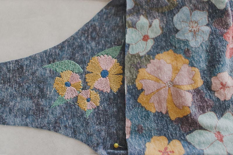 How to put floral embroidery on clothes with Artspira