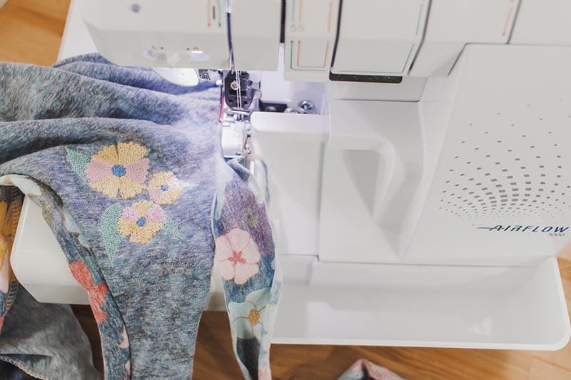 How to put floral embroidery on clothes with Artspira