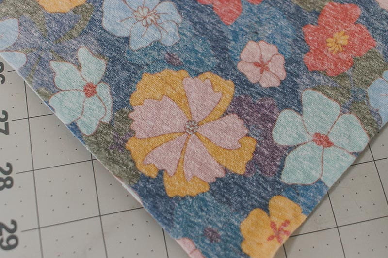 How to put floral embroidery on clothes with Artspira