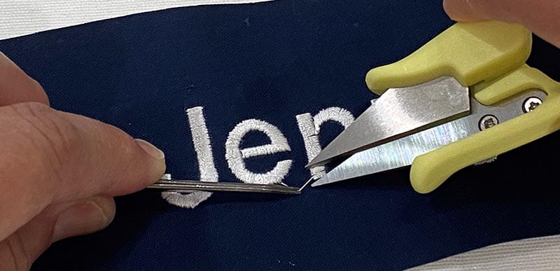 How to trim jump stitches | Brother