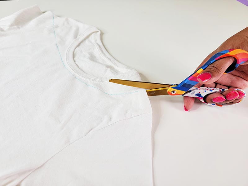 How to sew a ribbon embellished t-shirt | Brother