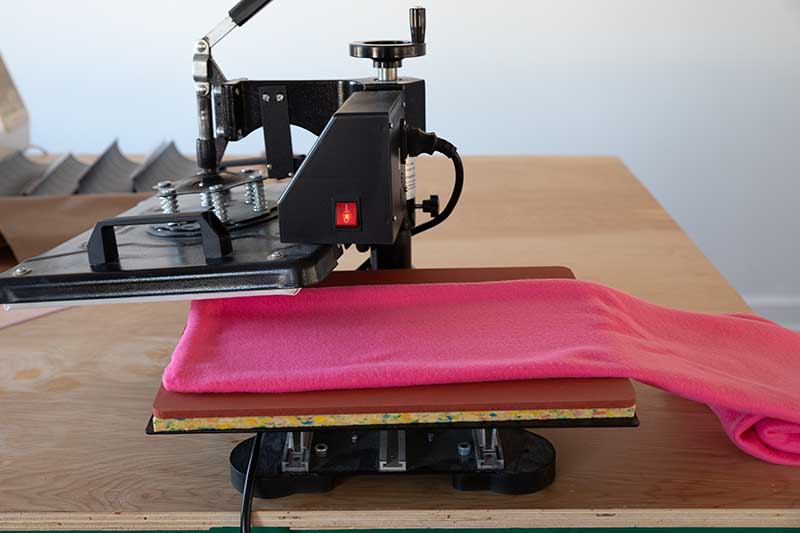 How to sew a measuring tape scarf | Brother