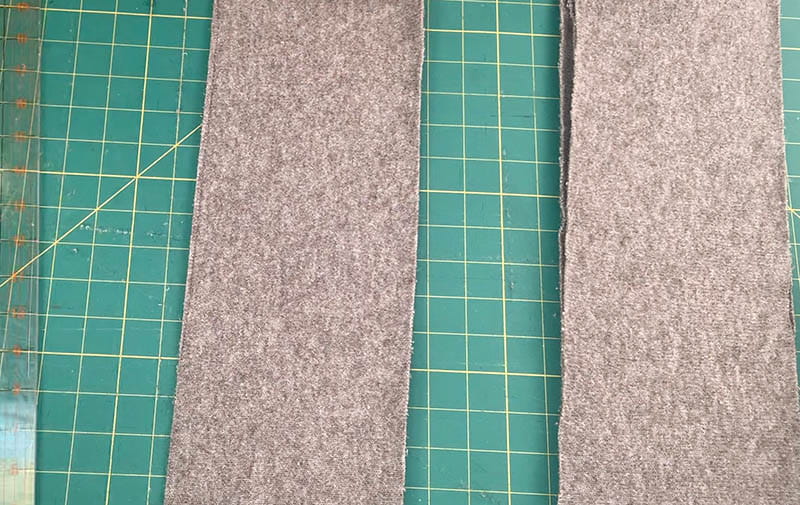 How to turn an old sweater into a new scarf | Brother