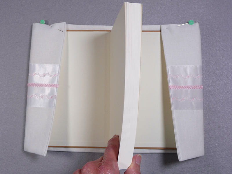How to make an embellished wedding guest book